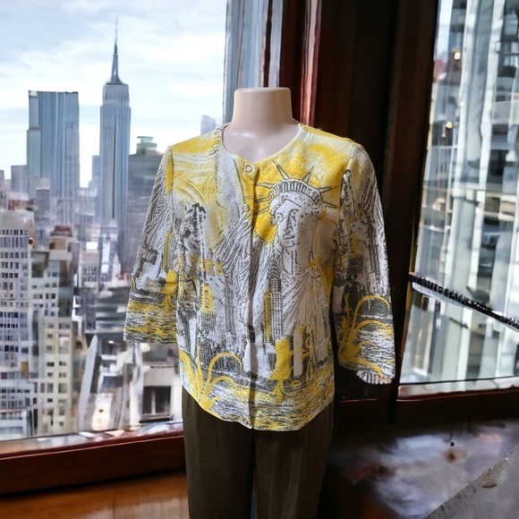 onique casuals | Tops | Onque Casuals Gray White Yellow New York ...